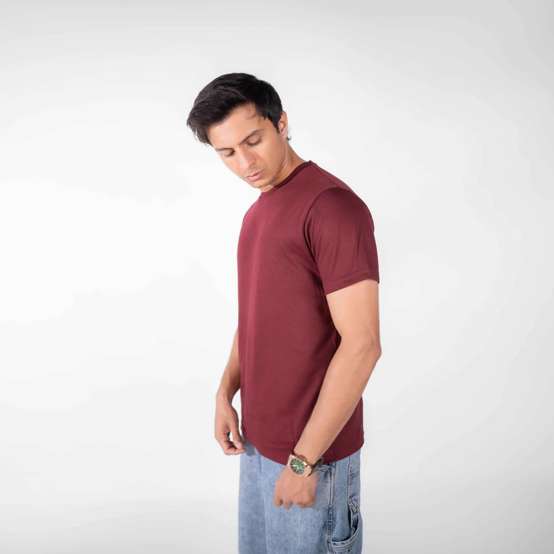 Maroon Basic T-Shirt – darvaza.pk